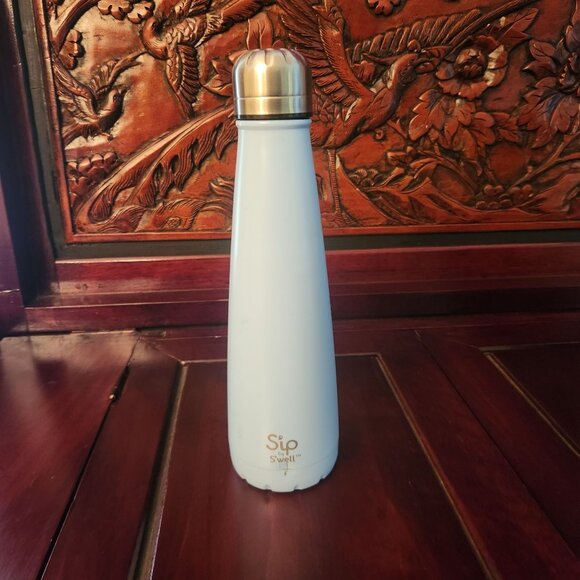 S'ip by S'well | Dining | Preloved Baby Blue Sip By Swell Vacuum ...